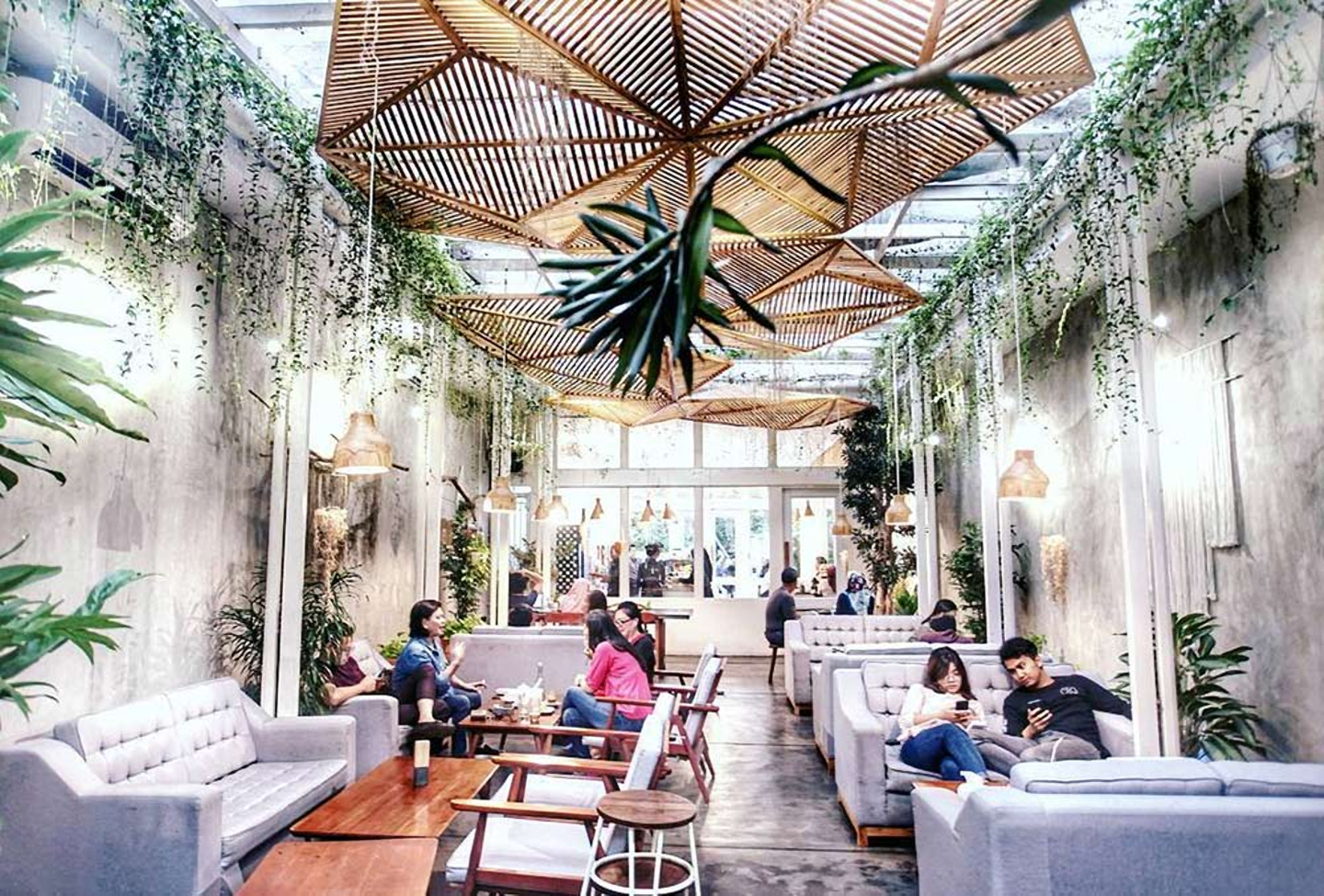 4 Tempat Ngopi di Bandung Buat yang Doyan Berburu Foto Keren