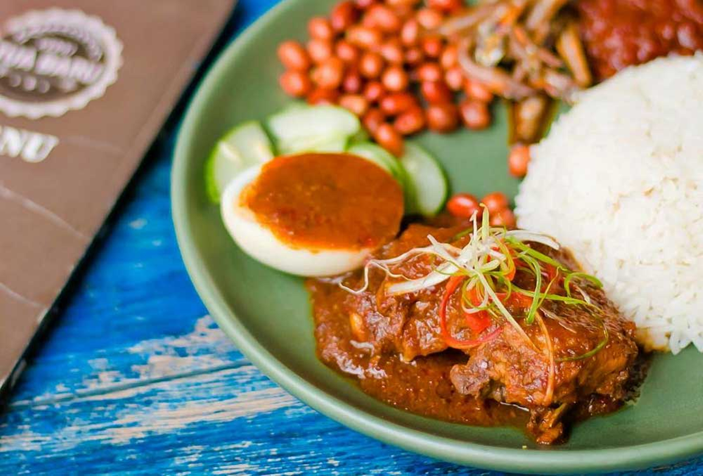 5 Spot Makan Enak di Kawasan Basuki Rahmat Surabaya