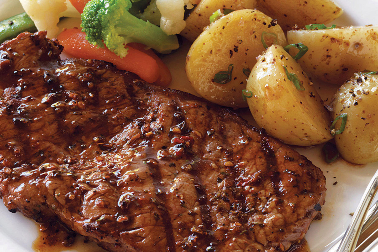 6 Kemewahan Rasa Steak Buat Kamu yang Abis Gajian