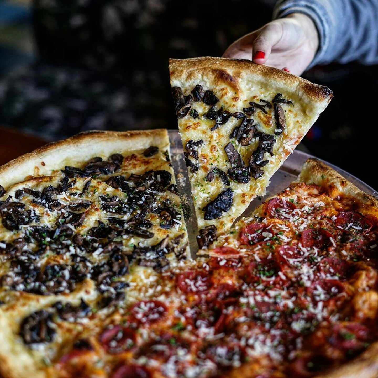 6 Spot Pizza di Bandung yang Bisa Jadi Tempat Nongkrong Seru
