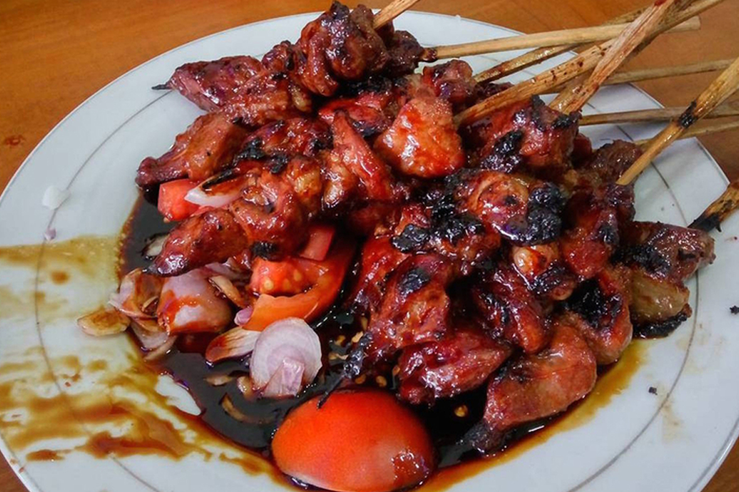 5 Warung Makan yang Selalu Ramai Diburu di Cipinang