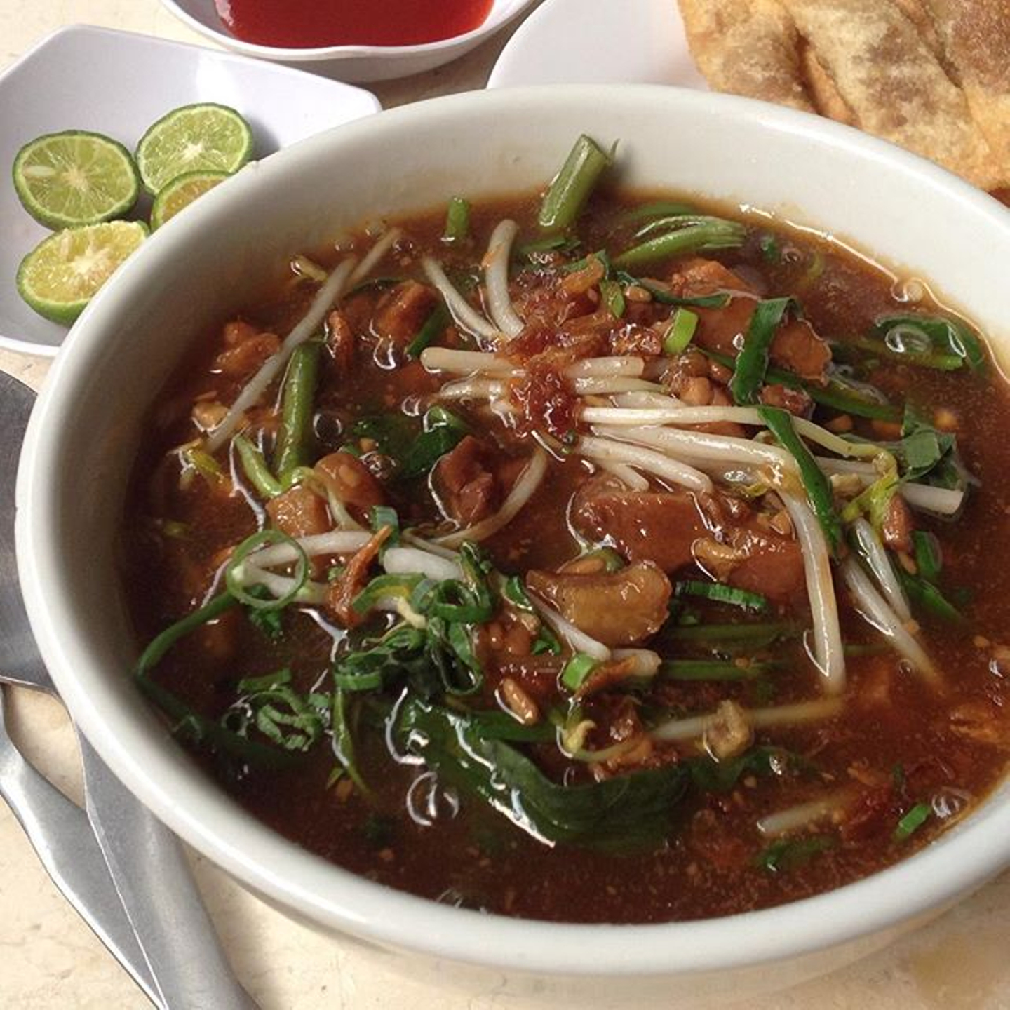 8 Restoran Di KALIMALANG Yang Harus Kamu Coba!