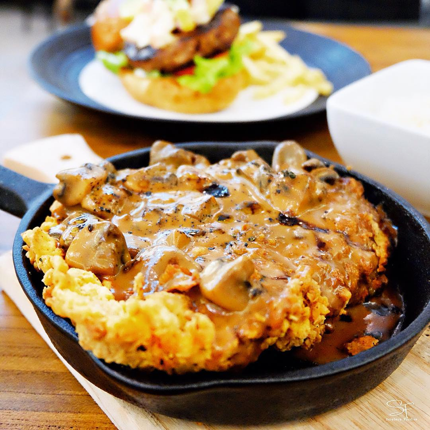 7 Main Course Enak yang Ada di Coffee Shop