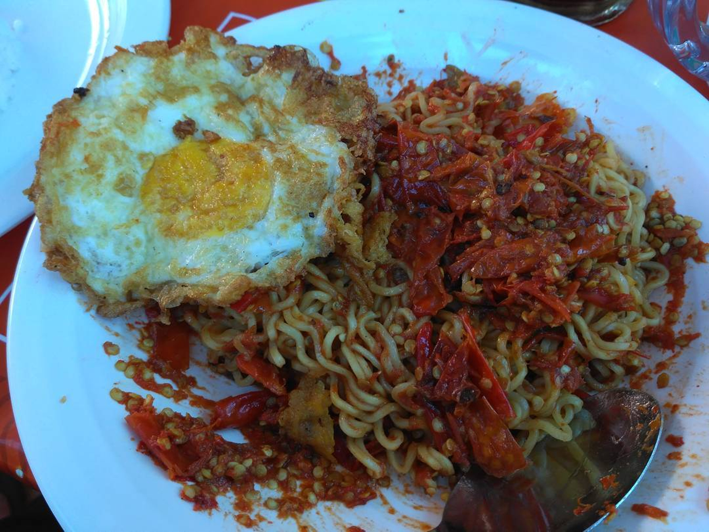 7 Tempat Makan yang Punya Cabe-cabean Paling Ganas!