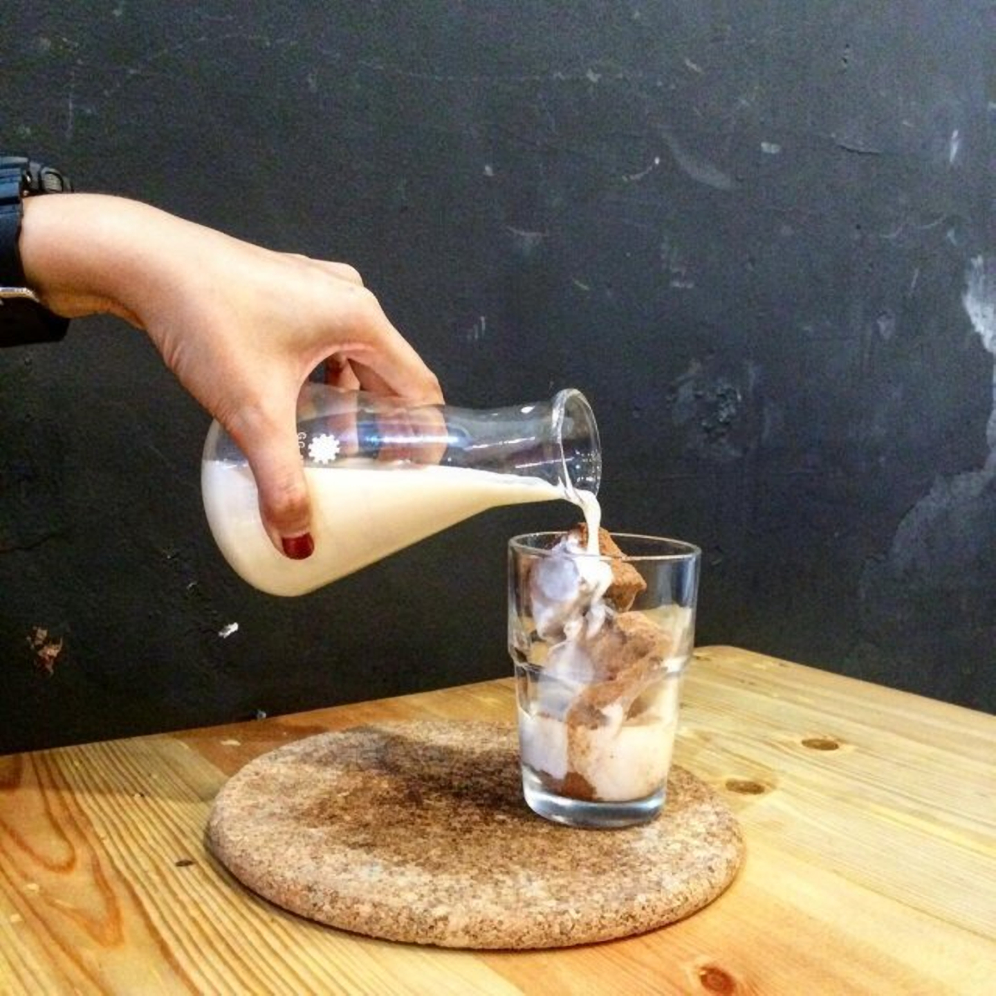 8 Tempat Berburu Es Batu Paling Unik di Jakarta