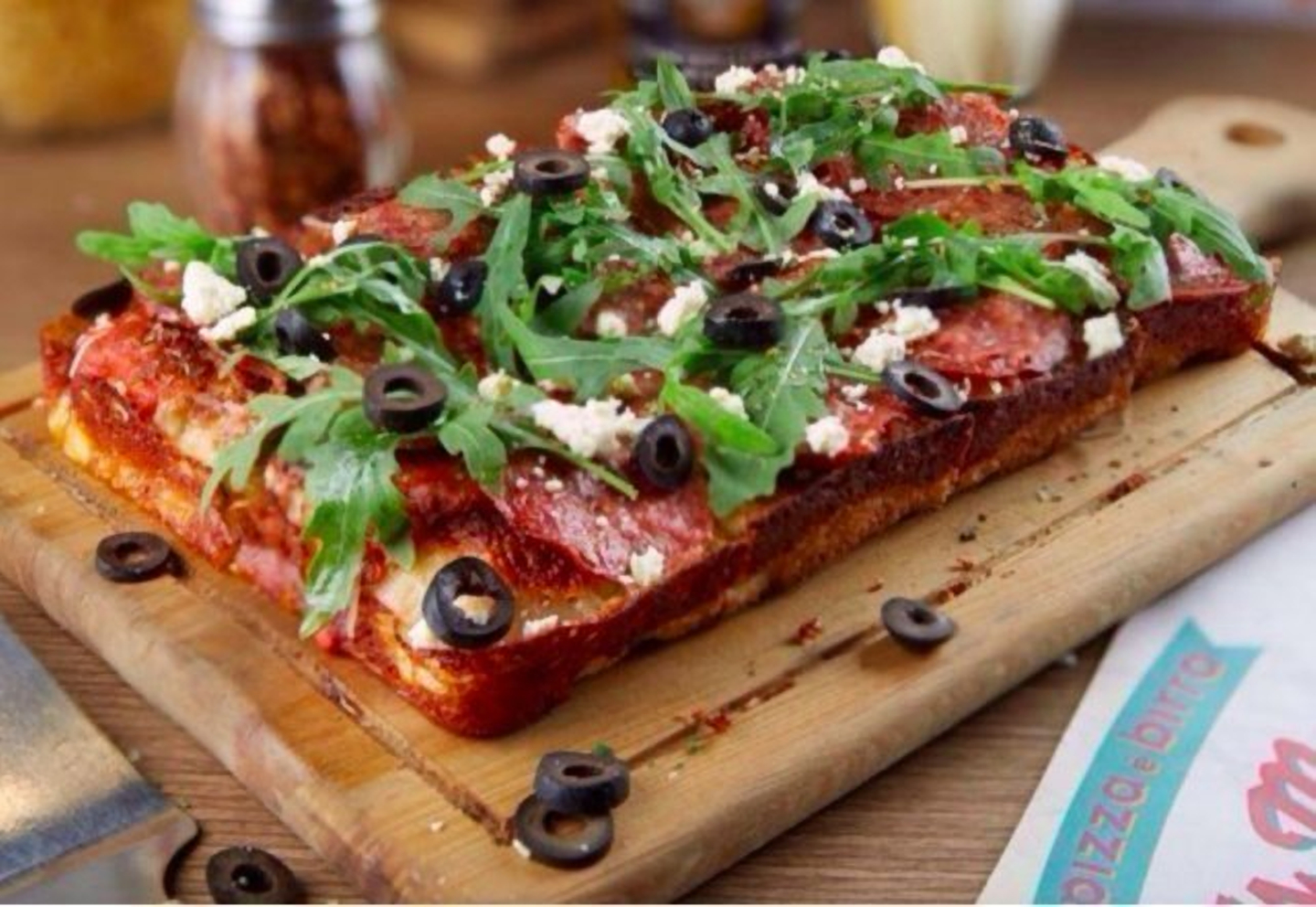 7 Pilihan Pizza Seru Untuk Makan Malammu