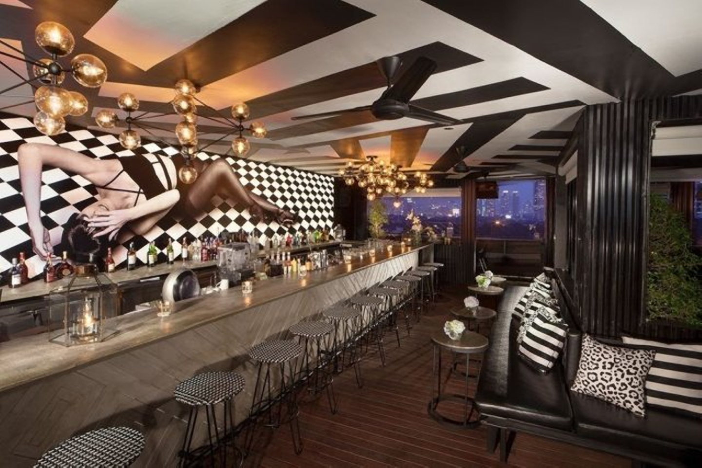 Bar Hopping: BART at Artotel