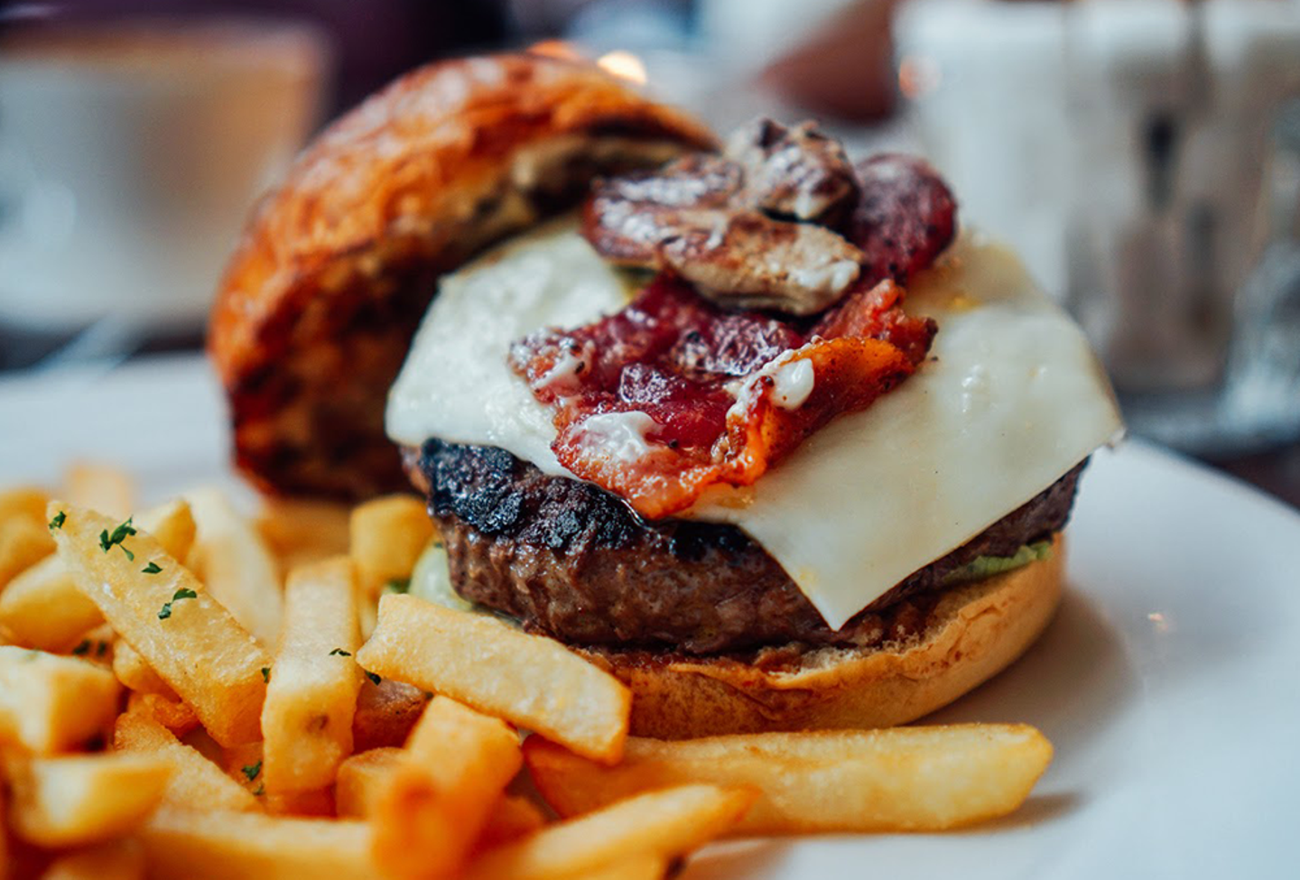 Ultimate Guide: 7 Burger Terbaik di Jakarta