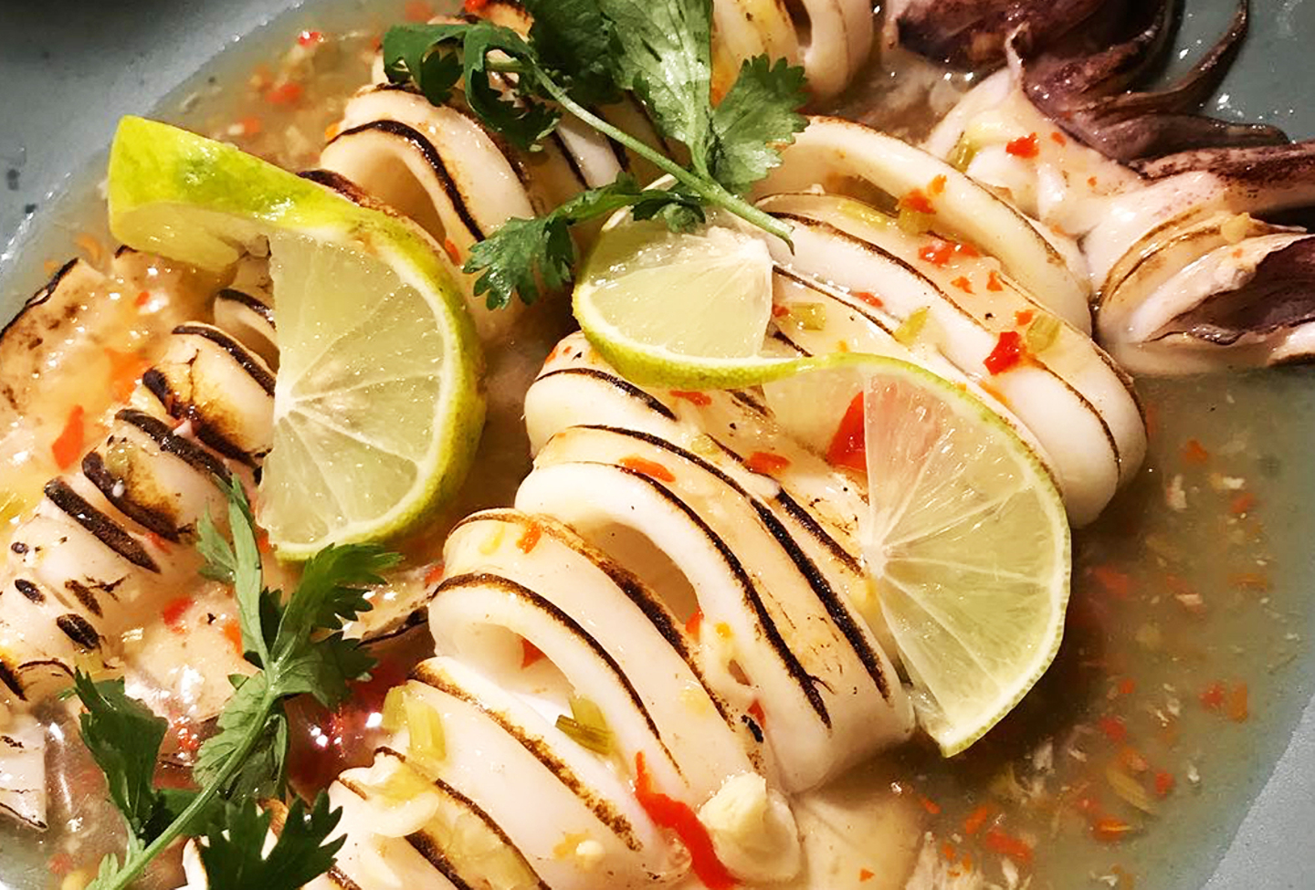 Bikin Nagih! 5 Menu Cumi Ala Restoran Thailand di Jakarta yang Super Lezat