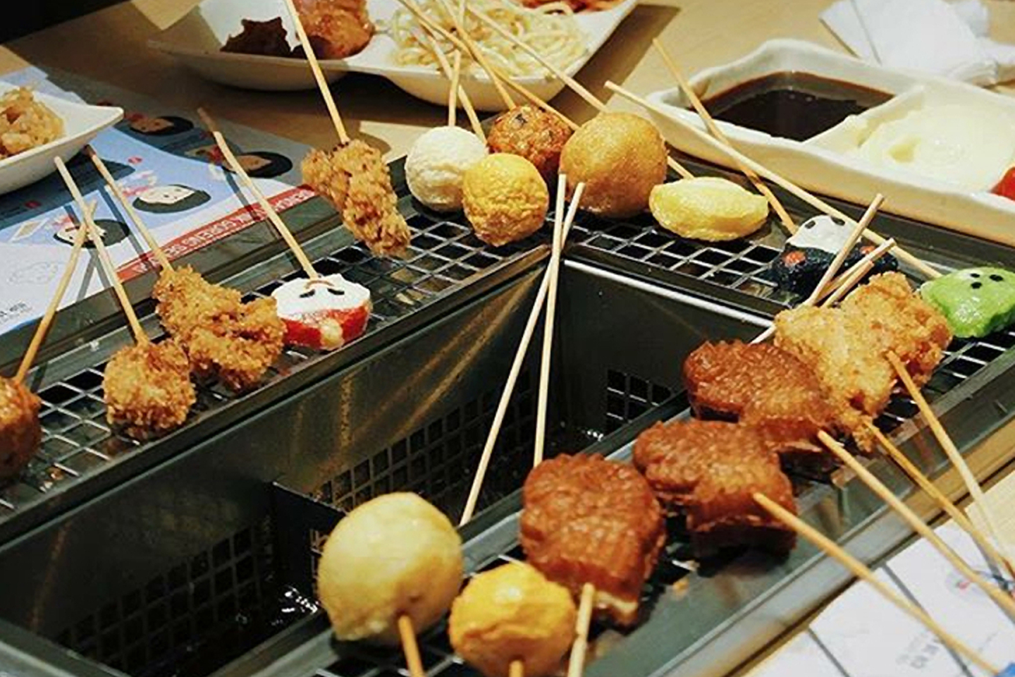 7 Restoran Buffet Murah Meriah untuk Kumpul Seru Bareng Keluarga