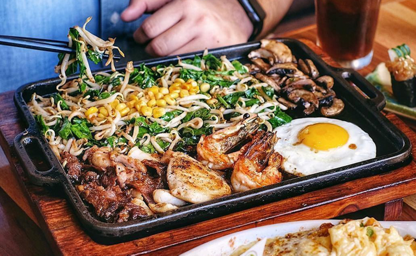 5 Spot Untuk Menikmati Menu Hot Plate Paling Mantap di Jakarta