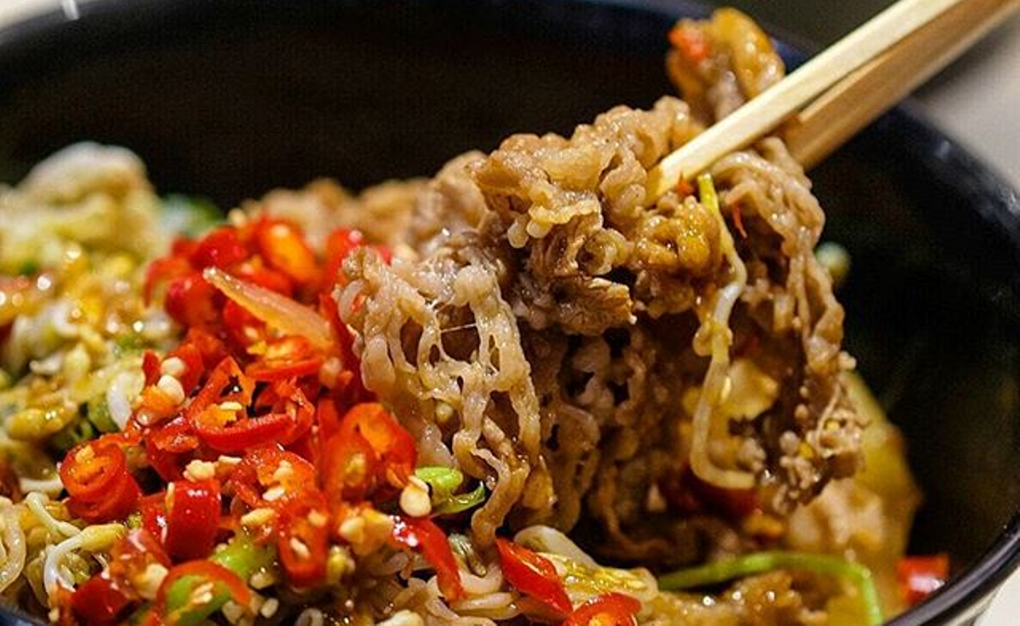 5 Gyudon dengan Daging Berlimpah untuk Manjakan Perut yang Wajib Dicoba!