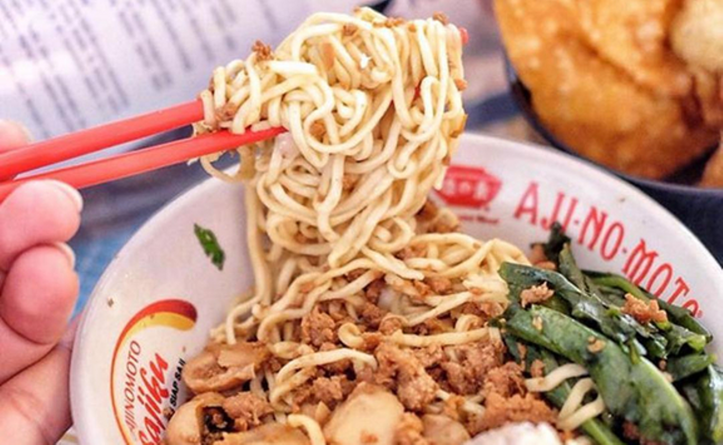 5 Tempat Makan Bakmi Legendaris Yang Sudah Jualan Puluhan Tahun
