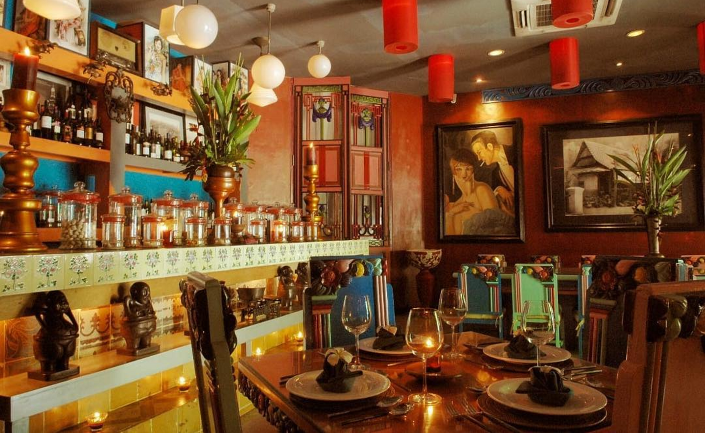 Shanghai Blue 1920: Bersantap Menu Peranakan dengan Suasana Oriental ...
