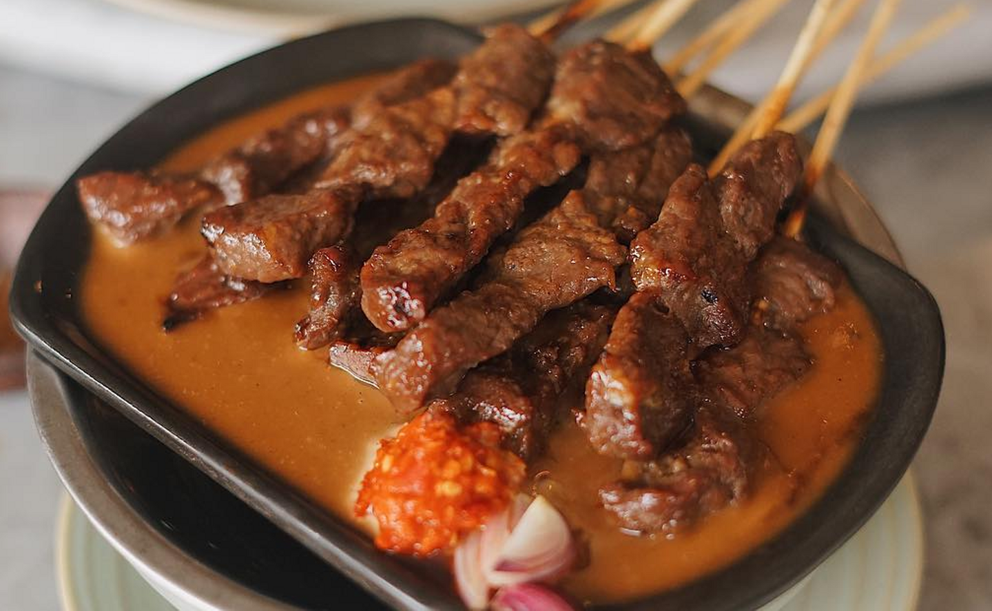 5 Tempat Makan Sate di Mall Jakarta Buat Kamu yang Benci Asap