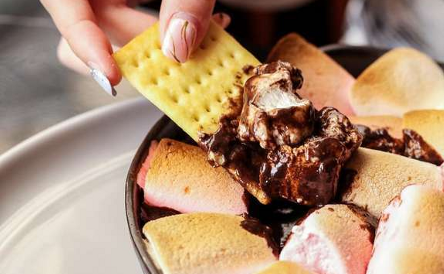 5 Tempat Nongkrong dengan Dessert Enak di Lippo Mall Kemang Village