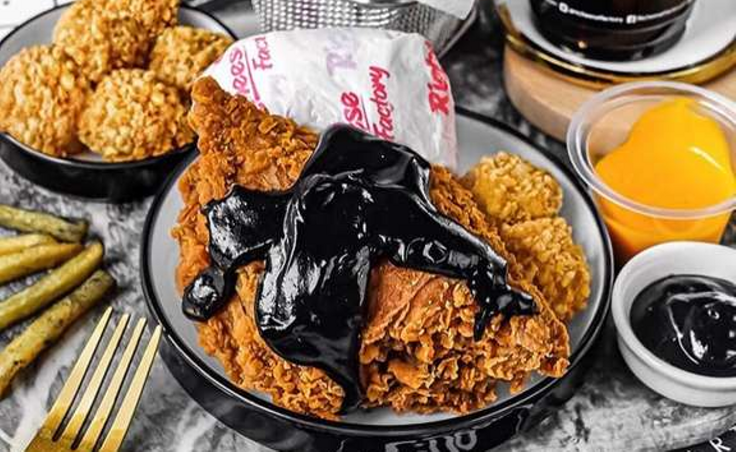 5 Menu Dark Mode yang Bikin Penasaran Banyak Orang