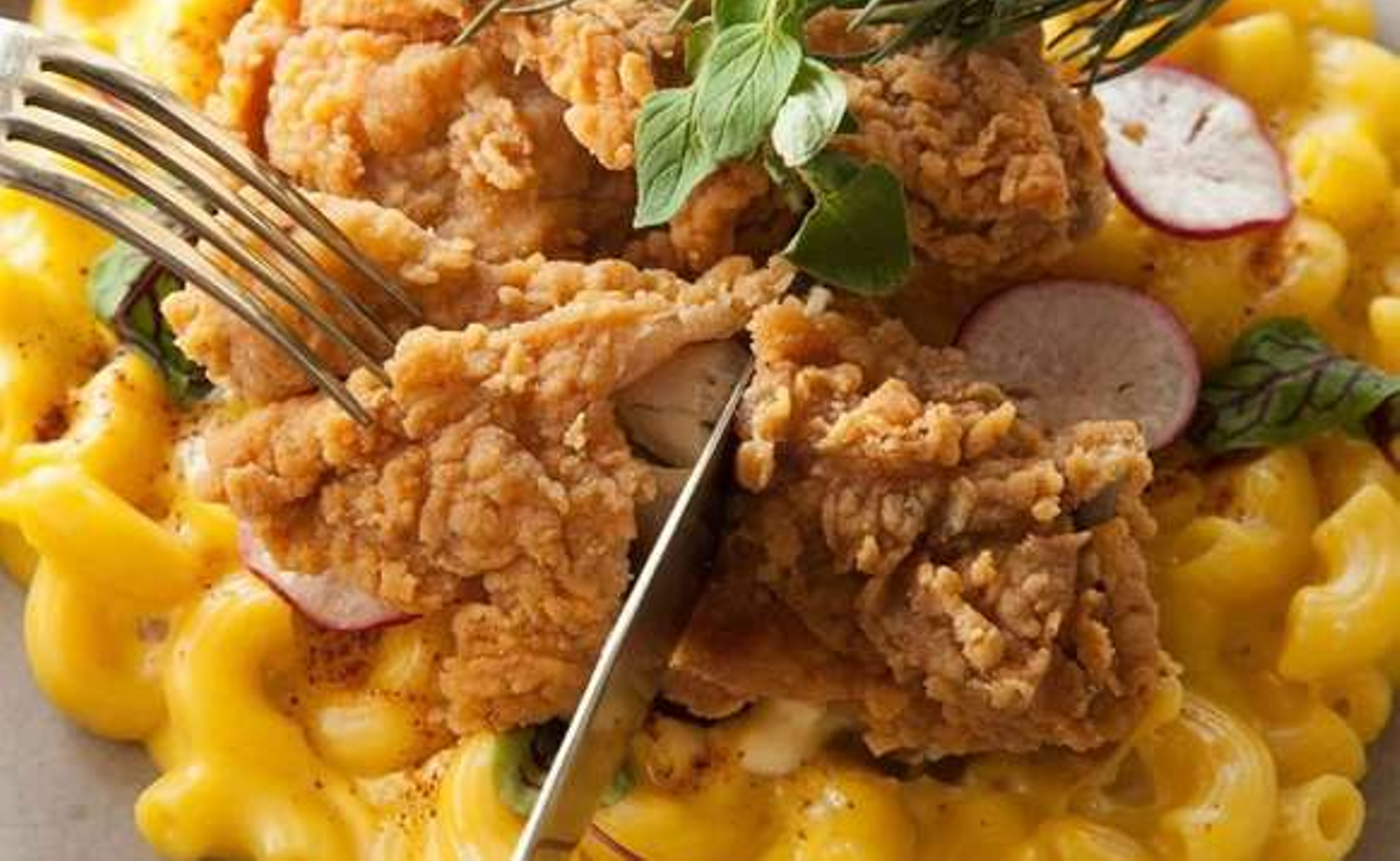 5 Mac and Cheese Paling Creamy di Jakarta